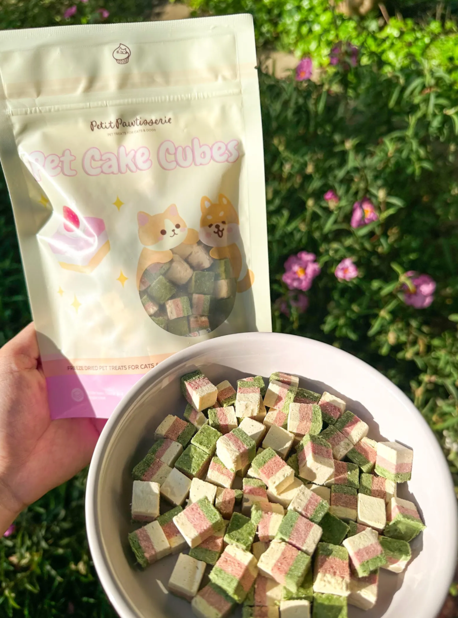 Freeze Dried Chicken Cake Cube Treats for Cats & Dogs 50g – Cool Cat ...